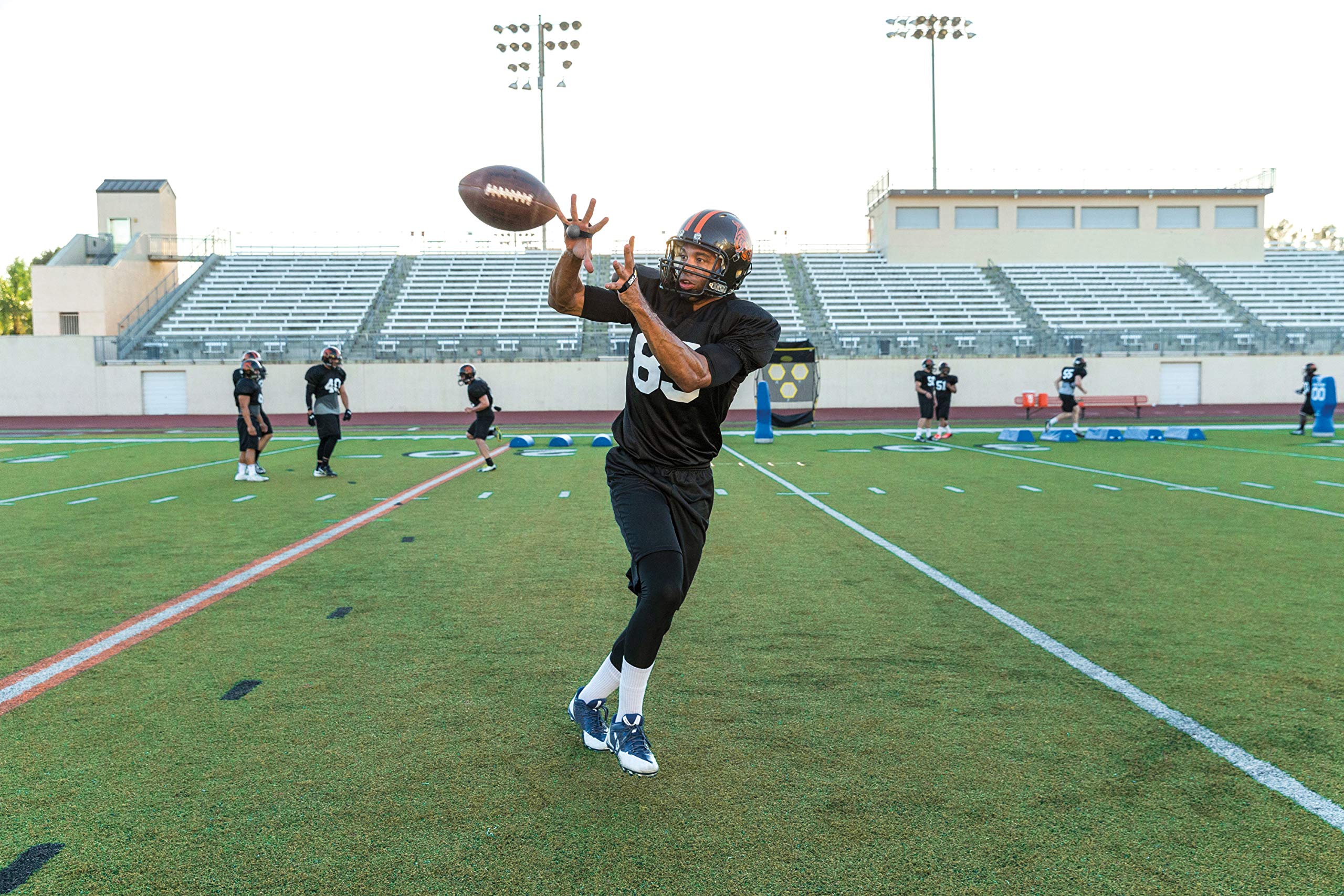 SKLZ Great Catch Football Receiving Training Aid Gray|Black, Medium