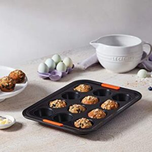 LE CREUSET 12 Cup Muffin Tray, 1 Each