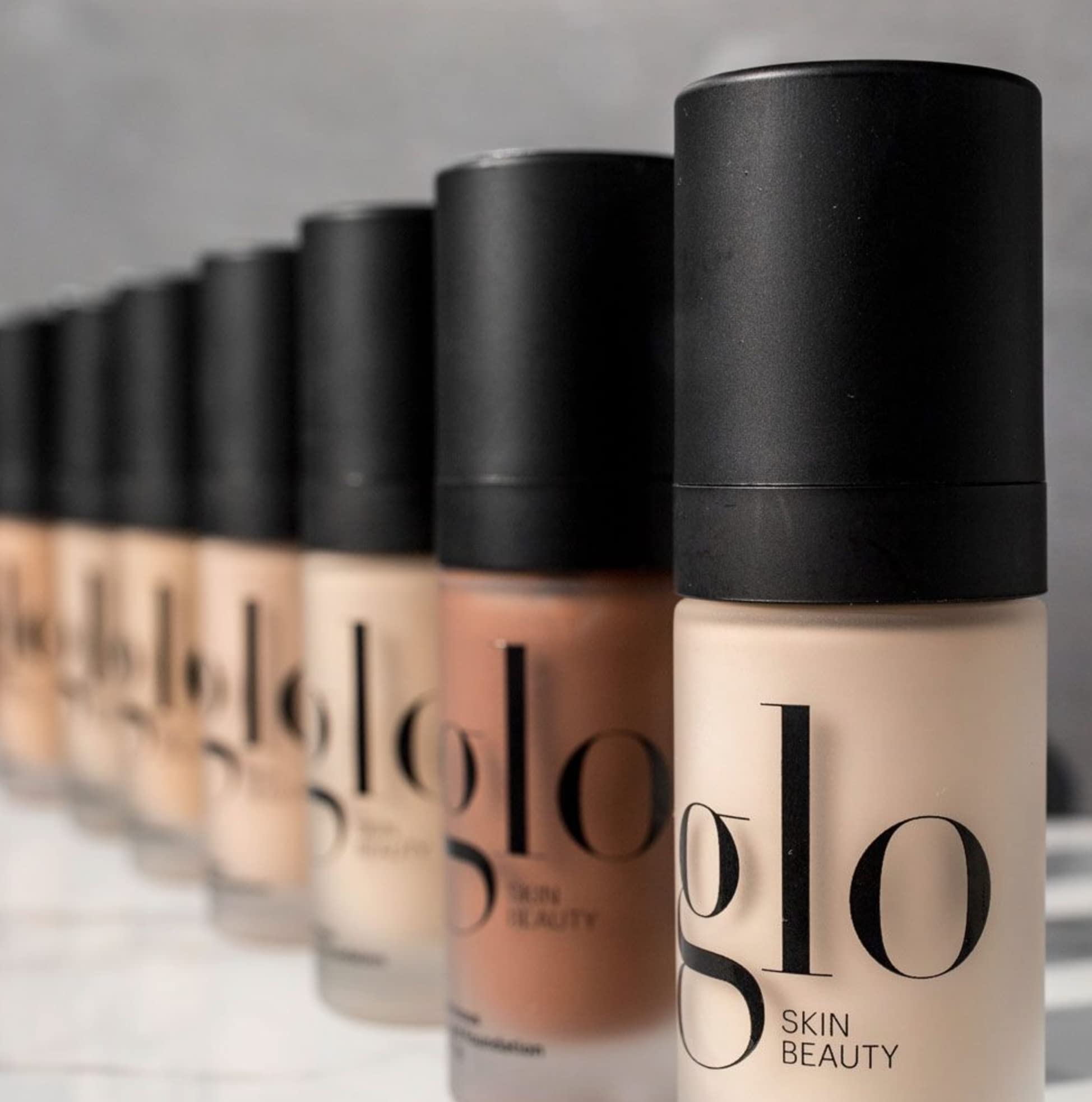 Glo Skin Beauty Luminous Liquid Mineral Foundation Makeup with SPF 18 (Brûlée) - Improves Uneven Skin Tone, Smooths & Corrects Imperfections, Sheer to Medium Coverage, Dewy Finish