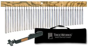 treeworks chimes complete chime set with mounting bracket and bag — made in u.s.a. — large single row, tennessee hardwood (tre35kit)