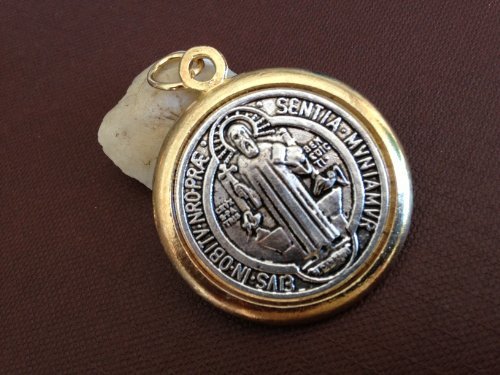 hand made St Benedict Jubilee Exorcism Medal 1.5 inch Two Tone with Prayer Card/MRT/Medal Pendant/medalla de San Benito en Dos tonos con tarjetita de oracion