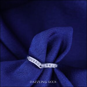 Dazzlingrock Collection 0.25 Carat (Cttw) 10K Round Diamond Wedding Stackable Chevron Ring 1/4 CT, White Gold, Size 6