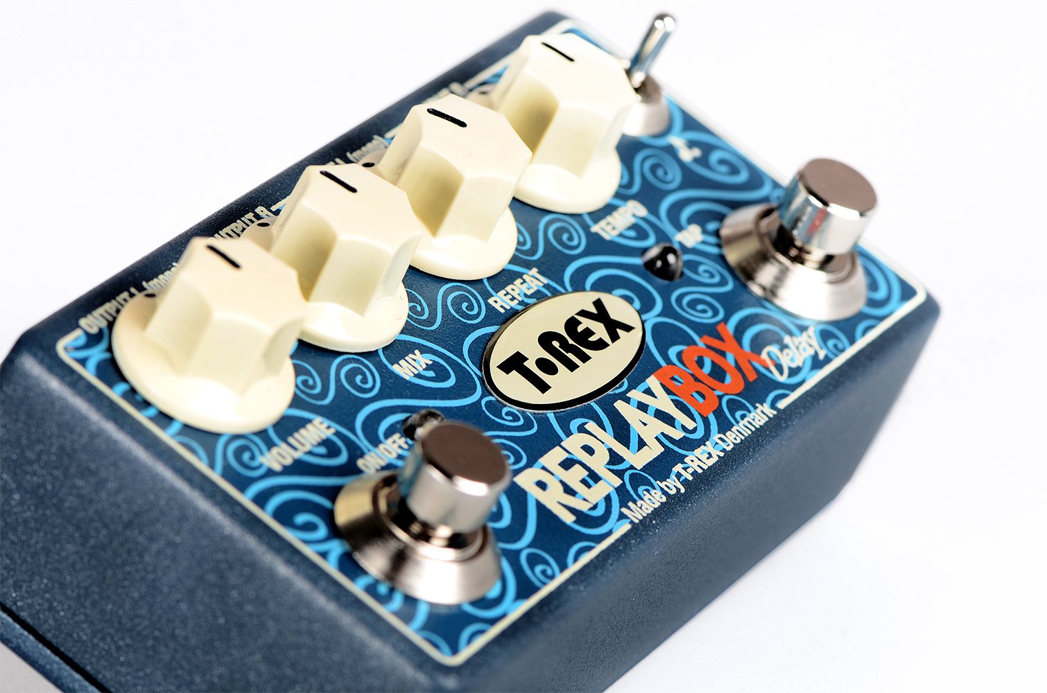 T-Rex Engineering REPLAY-BOX Delay Guitar Effects Pedal Featuring True Stereo Operation, Active Tap Tempo, Volume, Mix, Repeat, and Subdivision Controls for Ultimate Precision (10090)