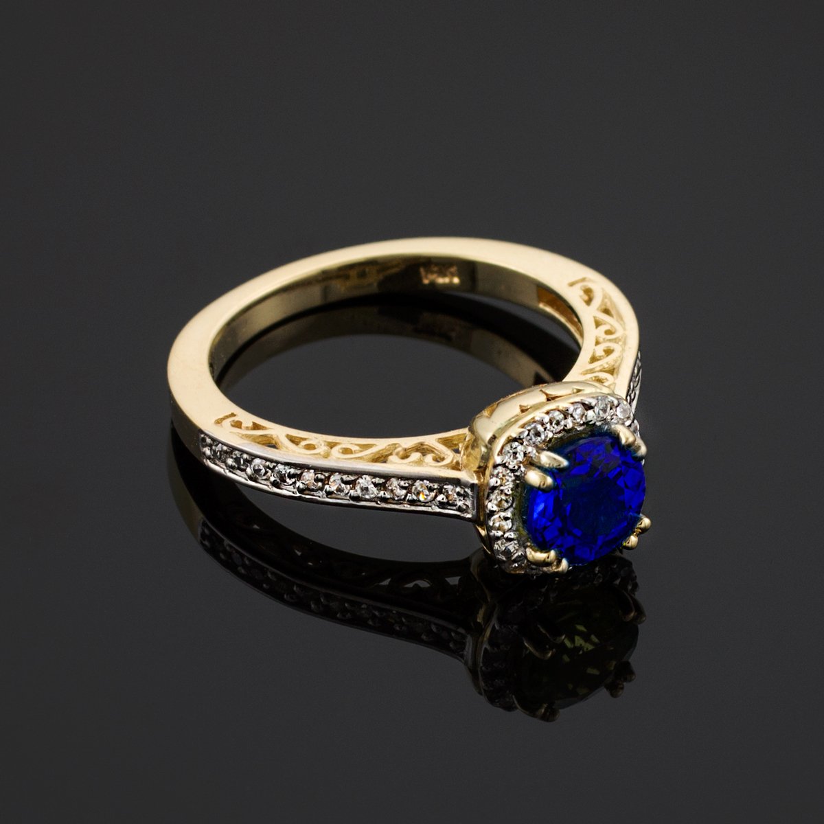 10k Yellow Gold Diamond Halo September Birthstone Band Blue Sapphire Engagement Ring (Size 6.5)