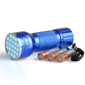 peedar 2.0 uv pet urine detector black light flashlight + cat & dog behaviorist book + 3 aaas. ultra bright optimal 380-385nm leds find invisible stains instantly! rid cat, dog pee issues forever.