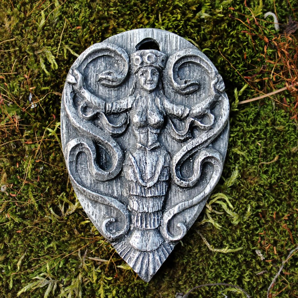 Dryad Design Large Pewter Ariadne Goddess of the Labyrinth Charm Pendant