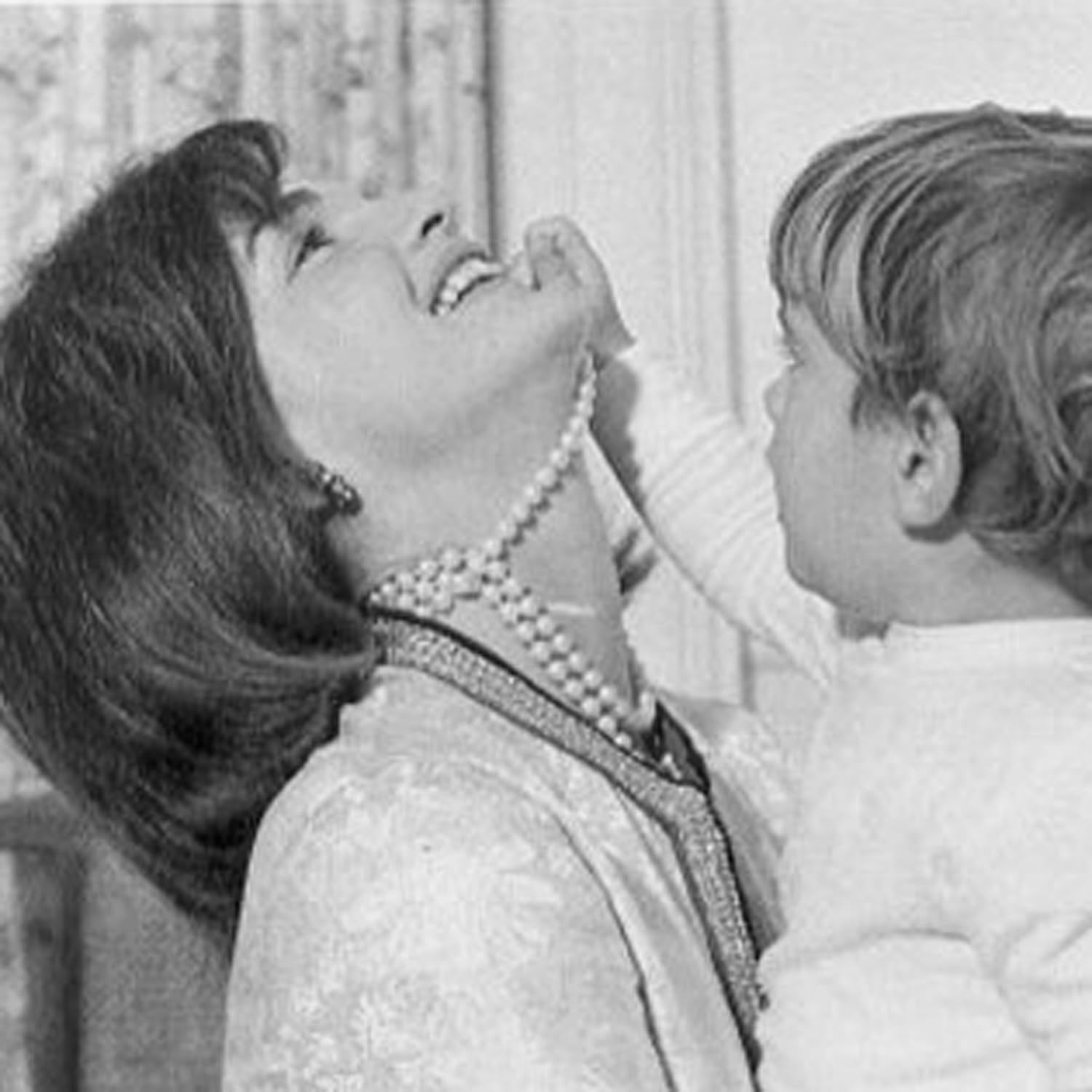 Kenneth Jay Lane Pearl Necklace Designs Worn By Famous First Ladies (Barbara Bush and Jackie Kennedy)