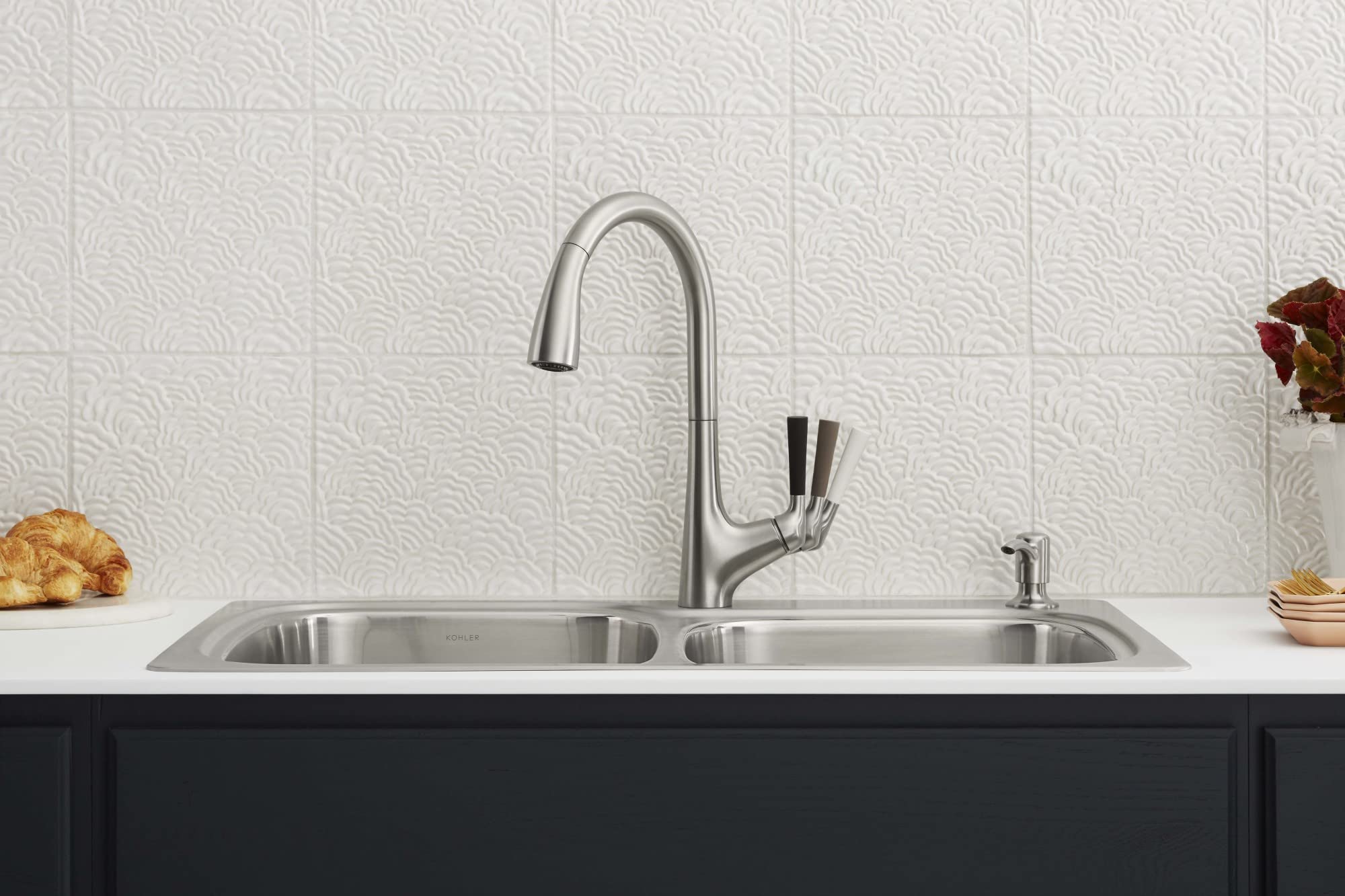 Kohler K-R562-SD-VS Malleco Pull-down Kitchen Sink Faucet with Soap/Lotion Dispenser, Vibrant Stainless