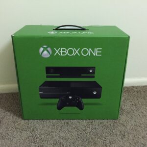 Xbox One with Kinect: Assassin's Creed Unity Bundle, 500GB Hard Drive