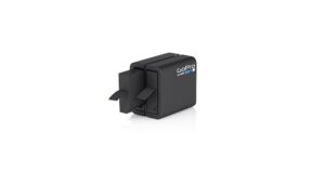 gopro dual battery charger + battery (for hero4 black/hero4 silver) (gopro official accessory)