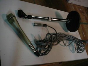 LANIER UNI-DIRECTIONAL DYNAMIC MICROPHONE 500ohm, Table Top Stand, XLR Audio Cable