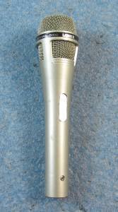 LANIER UNI-DIRECTIONAL DYNAMIC MICROPHONE 500ohm, Table Top Stand, XLR Audio Cable