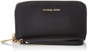 michael michael kors jet set travel large flat multifunction phone case black one size