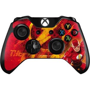 skinit decal gaming skin compatible with xbox one controller - officially licensed warner bros ripped flash design