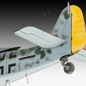 Revell 04869 Focke Wulf Fw190 F-8 Model Kit