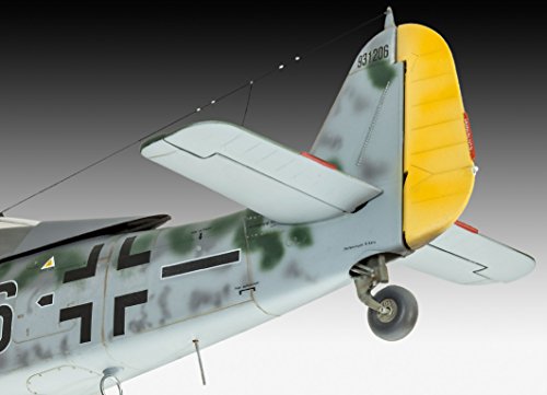 Revell 04869 Focke Wulf Fw190 F-8 Model Kit