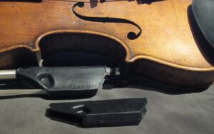 stringvision bowgrip. for violin, viola and cello.