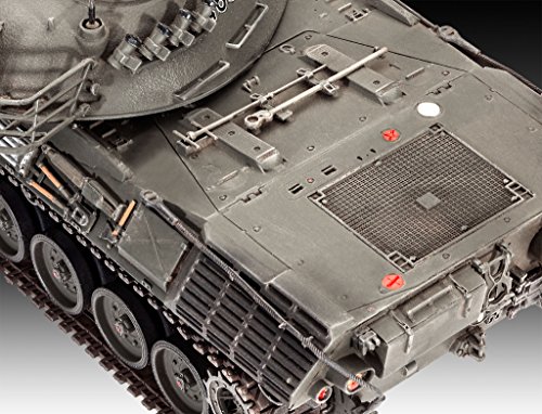 Revell Leopard 1 Model Kit