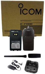 icom ic-f1000 01 5 watt 16 channel vhf 136-174mhz two way radio with charger complete kit