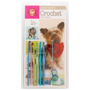 boye learn to crochet pet clothing and accessories pattern kit, 8 projects