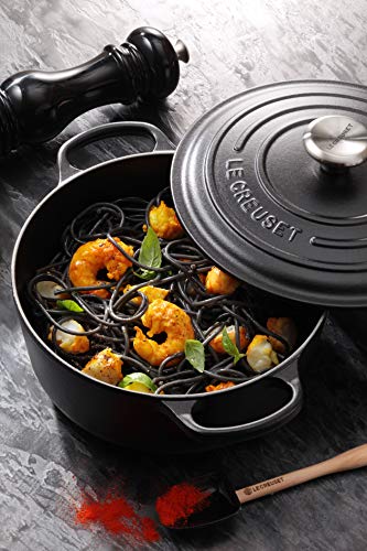 Le Creuset Signature Cast Iron Round Casserole, 26 cm - Satin Black