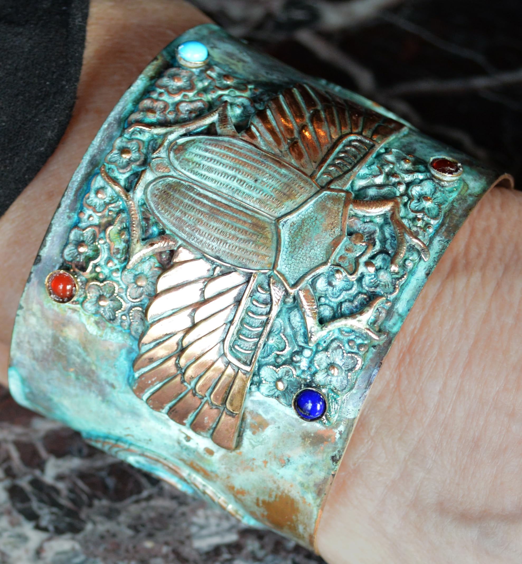 Elaine Coyne Collectible Artwear Patina Brass Egyptian Scarab Motif Wide Cuff Bracelet - Carnelian, Navy Onyx, Turquoise