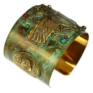 Elaine Coyne Collectible Artwear Patina Brass Egyptian Scarab Motif Wide Cuff Bracelet - Carnelian, Navy Onyx, Turquoise