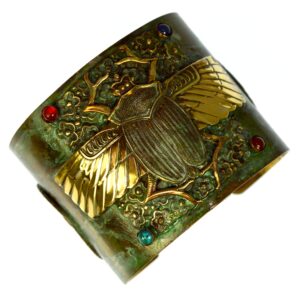 Elaine Coyne Collectible Artwear Patina Brass Egyptian Scarab Motif Wide Cuff Bracelet - Carnelian, Navy Onyx, Turquoise