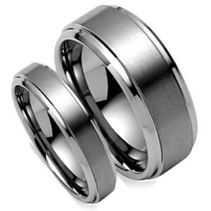 tungsten ring free personalized laser engraving ring for men and ring for women his & her's brush center step edge tungsten carbide mens wedding band ring set rings for couples