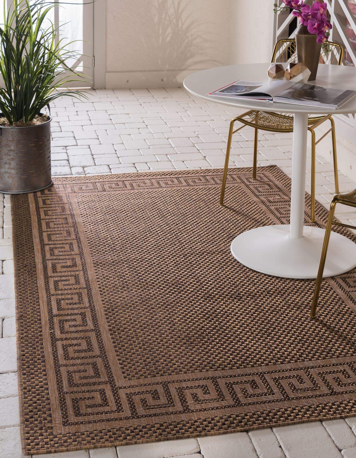 Unique Loom Outdoor Border Collection Area Rug - Greek Key (7' 1" x 10' Rectangle, Brown/ Light Brown)