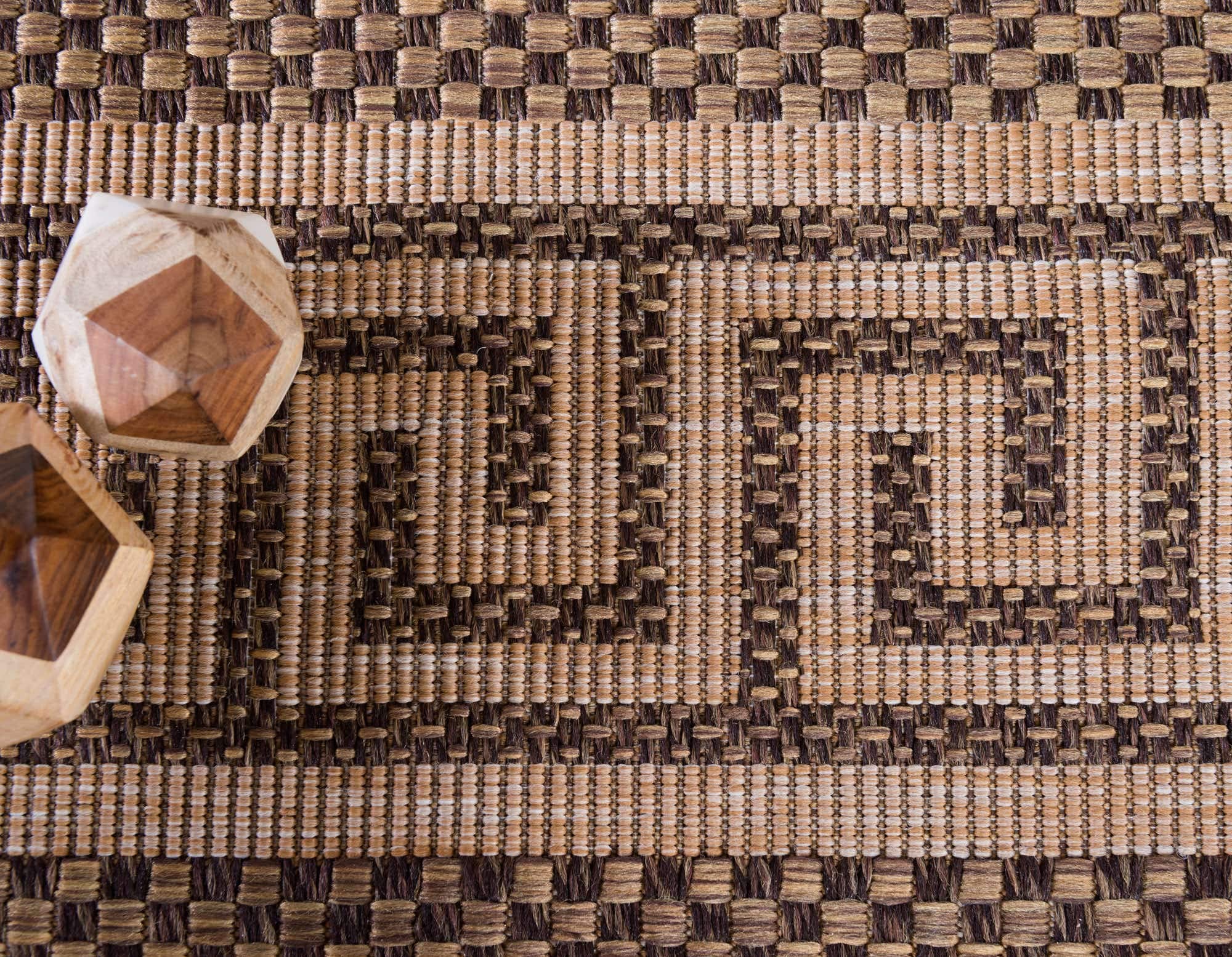 Unique Loom Outdoor Border Collection Area Rug - Greek Key (7' 1" x 10' Rectangle, Brown/ Light Brown)