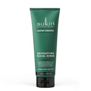 sukin super greens detoxifying facial scrub, 4.23 fl. oz.