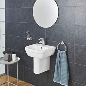 Grohe 40386001 Essentials Metal 38.19-in. Towel-Rail, 31', Starlight Chrome, 32"