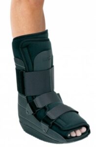 professional care walker nextep contour shortie for ankle/foot injuries medium - model 79-95085 by professional care products