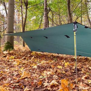 DD Hammocks - DD SuperLight Tarp S (9ft x 5ft) - 100% Waterproof Ripstop Nylon Compact Ultralight & Multifunctional Rainfly Tarp Tent Bivvi Cover for Camping Hiking Bikepacking & Day Shelter