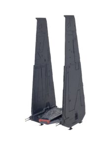 revell kylo ren's command shuttle model kit