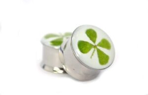 thecheshirecat 4 leaf clover double sided flare screw-fit plugs surgical steel nickle free (1 pair) (7/16" (11mm)) b/6/3/73