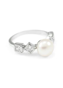 the collegiate standard sterling silver pearl ring with czs