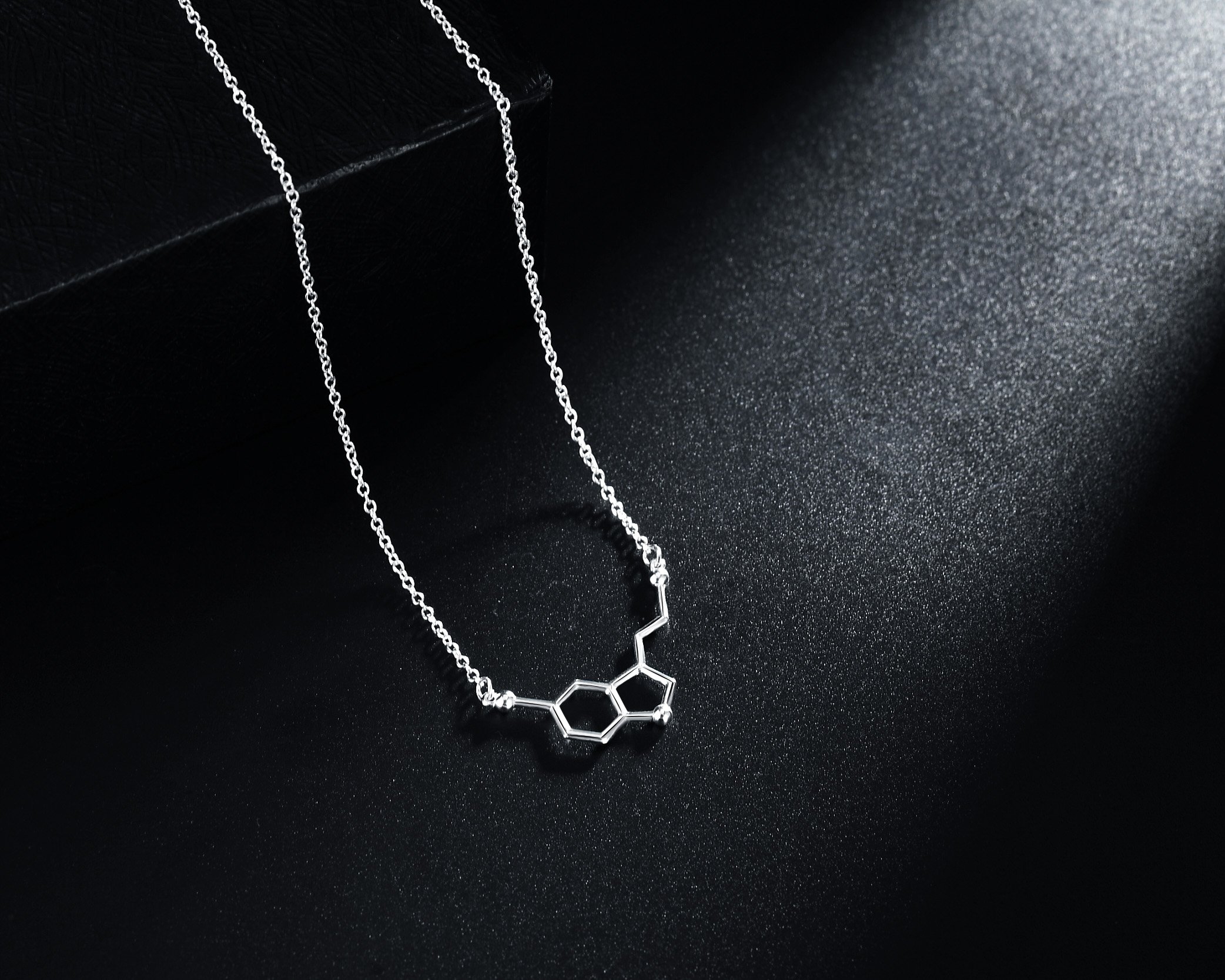 Happiness Serotonin Molecule Necklace For Women, Happy Serotonin Necklace, Science Jewelry For Women, Ideal Necklaces For Teacher, Professor, Chemistry Grad, And Science Lovers (Silver Tone)