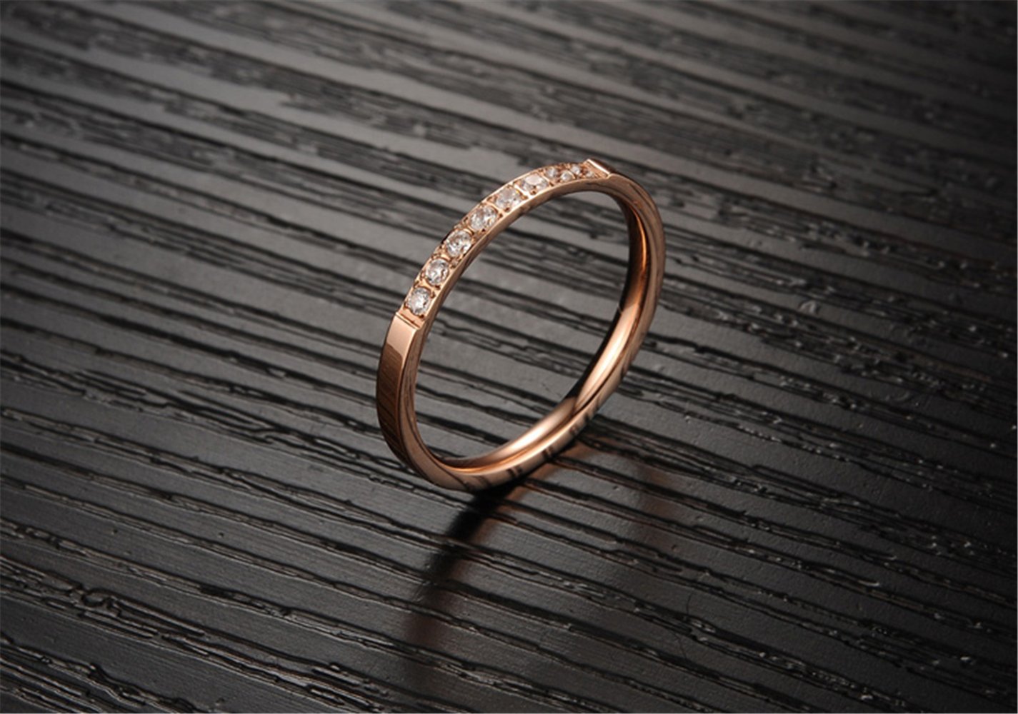 Fashion Month Women 2mm Luxury Titanium Stainless Steel Cubic Zirconia CZ Inlay Rose Gold Ring Wedding Engagement Band Size 4