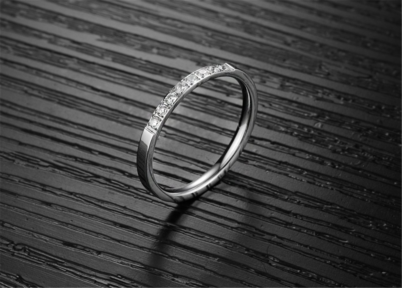 Fashion Month Women 2mm Titanium Stainless Steel Cubic Zirconia CZ Inlay White Gold Ring Wedding Engagement Silver Band Size 8