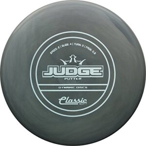 dynamic discs classic soft judge putter golf disc [colors may vary] - 173-176g