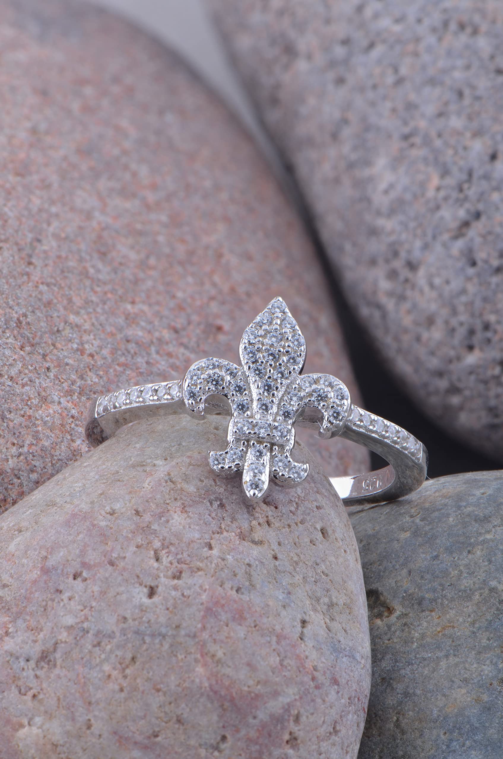 SILVERCLOSEOUT Rhodium Plated Sterling Silver Womens Cz Cubic Zirconia Fleur De Lis Loyalty Ring - Size 6