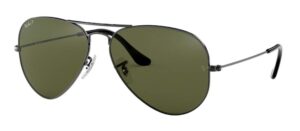 ray-ban rb3025 aviator large metal 004/58 62m gunmetal/green polarized sunglasses for men for women + bundle with designer iwear eyewear kit