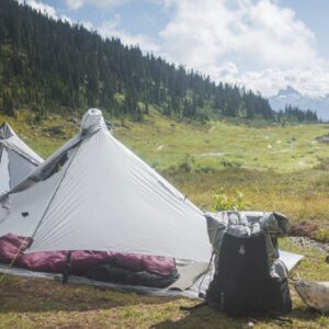 Six Moon Designs Gatewood Cape - 11 oz. - 1 Person Ultralight Tarp/Cape (Green). Packs Small. The ONLY Poncho-Style Tarp to Provide Complete 360° Protection.