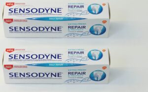 sensodyne: "repair & protect extra fresh" toothpaste, powered by novamin * 2.53 fluid ounce (75ml) tube (pack of 2) * [ italian import ]