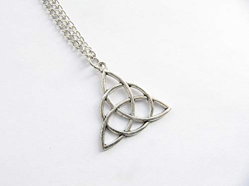 Silver Celtic Knot Triquetra Pendant Necklace // Alternative // Pagan // Charmed