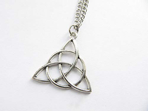 Silver Celtic Knot Triquetra Pendant Necklace // Alternative // Pagan // Charmed