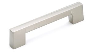 richelieu hardware bp86072128195 wexford collection 5 1/16-inch (128 mm) center-to-center brushed nickel modern cabinet and drawer pull handle for kitchen, bathroom, and furniture