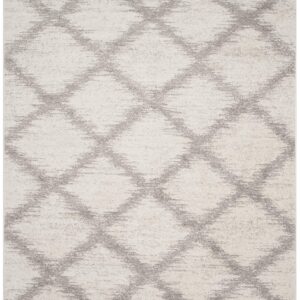 SAFAVIEH Adirondack Collection Accent Rug - 4' x 6', Ivory & Silver, Modern Trellis Design, Non-Shedding & Easy Care, Ideal for High Traffic Areas in Entryway, Living Room, Bedroom (ADR122B)